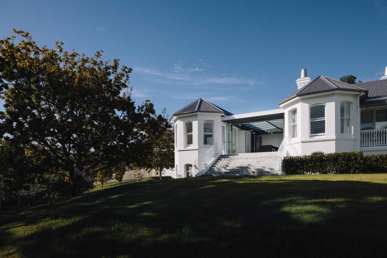 Harbour Edge House by Fearon Hay Architects | Yellowtrace.