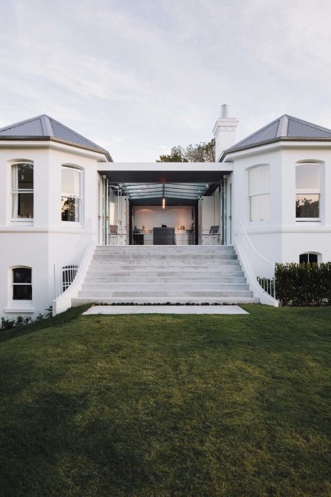 Harbour Edge House by Fearon Hay Architects | Yellowtrace.