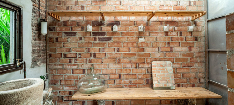 Changing Room Cube by Clara Nubiola | Yellowtrace