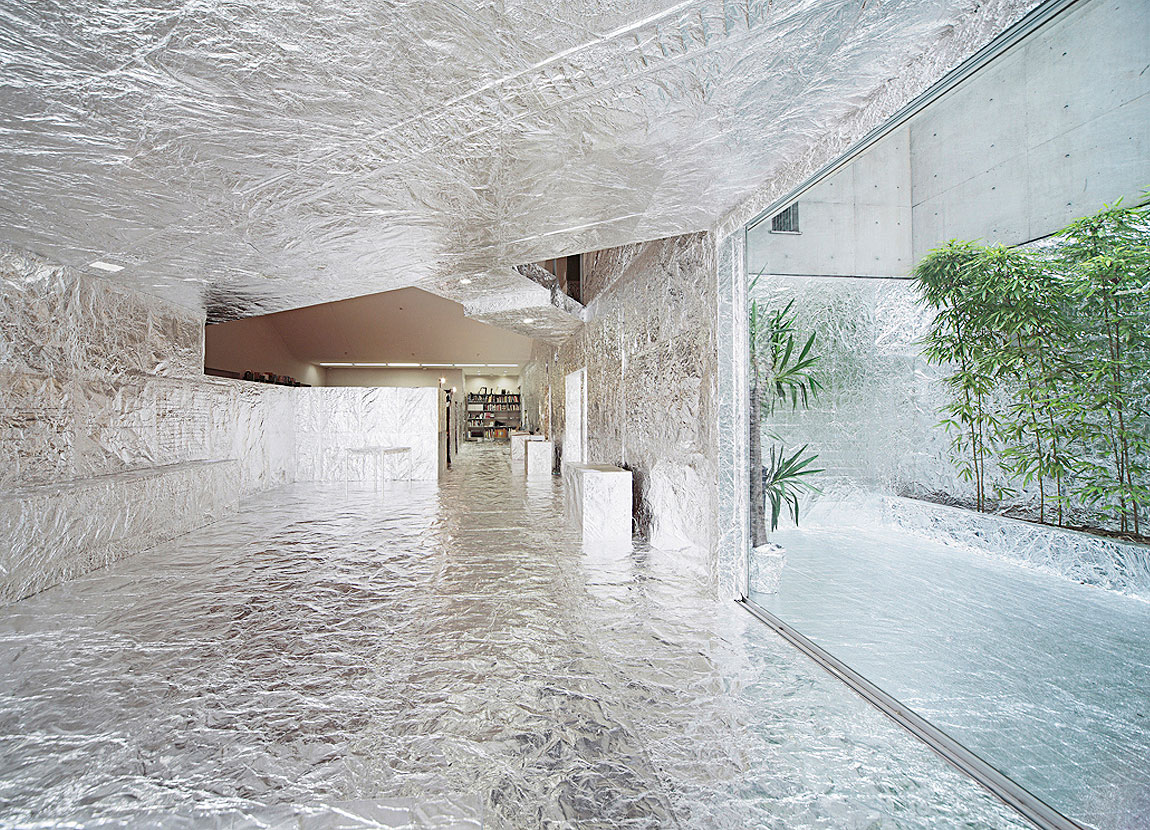 Gallery Interior Wrapped in Foil by NOSIGNER | Yellowtrace.