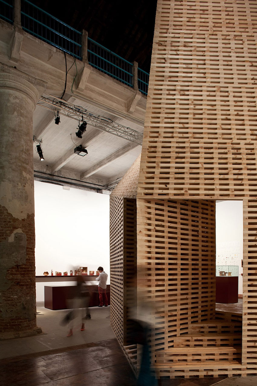 Stories On Design: Temporary Timber Structures | Yellowtrace