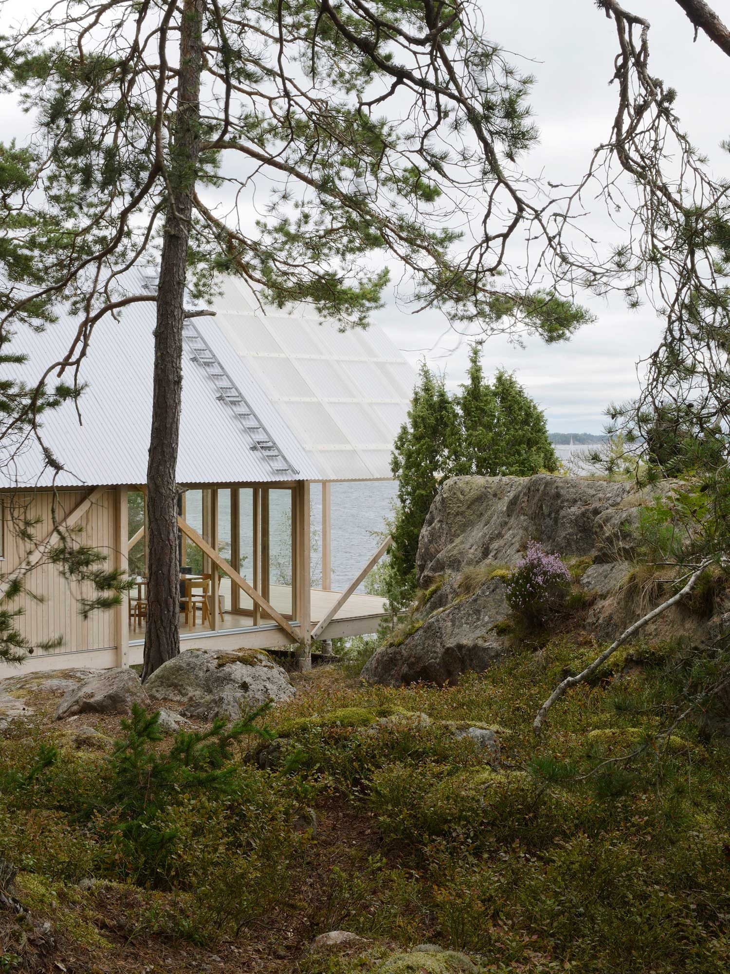 Viggsö Island House in Sweden by Arrhov Frick.