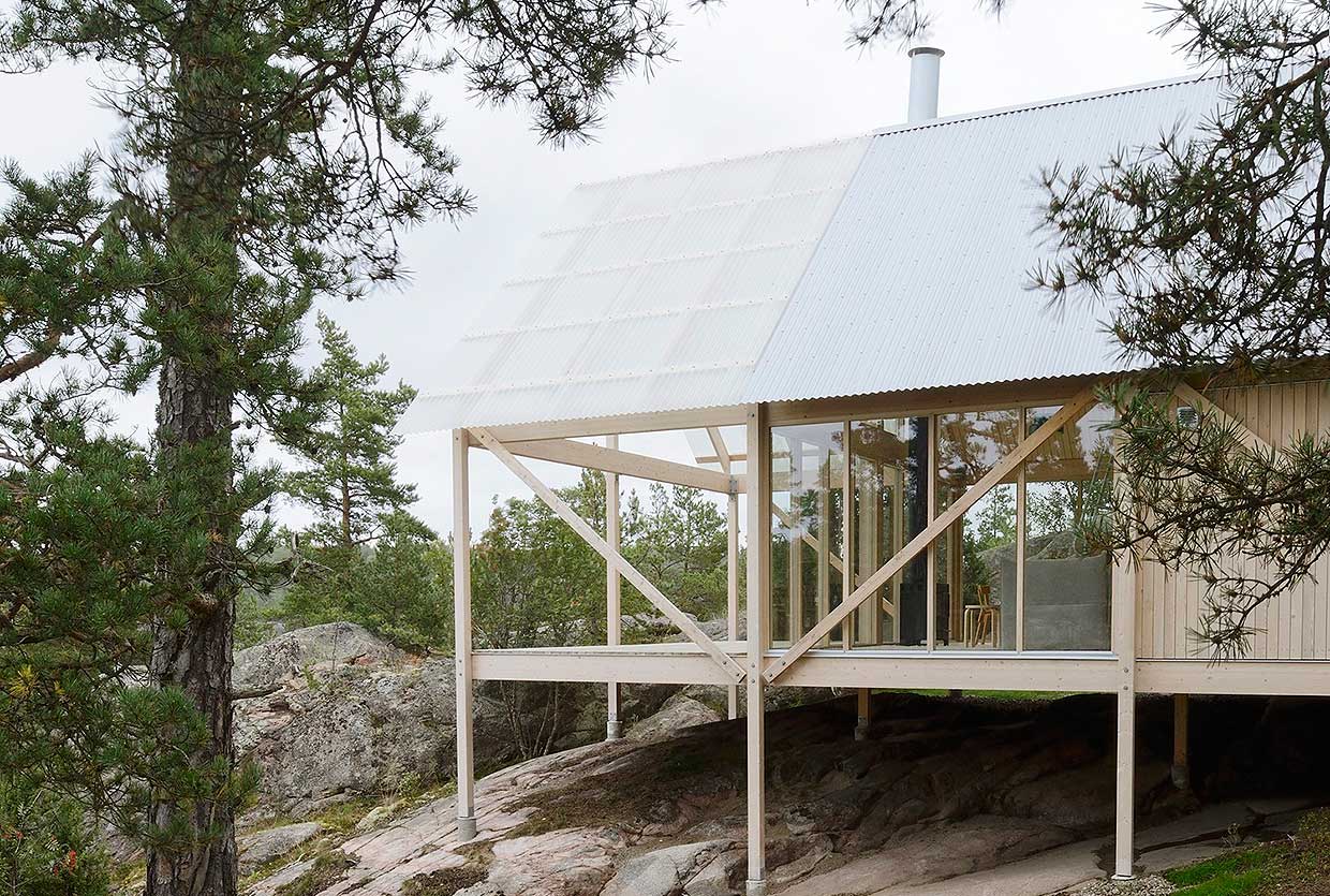 Viggsö Island House in Sweden by Arrhov Frick.