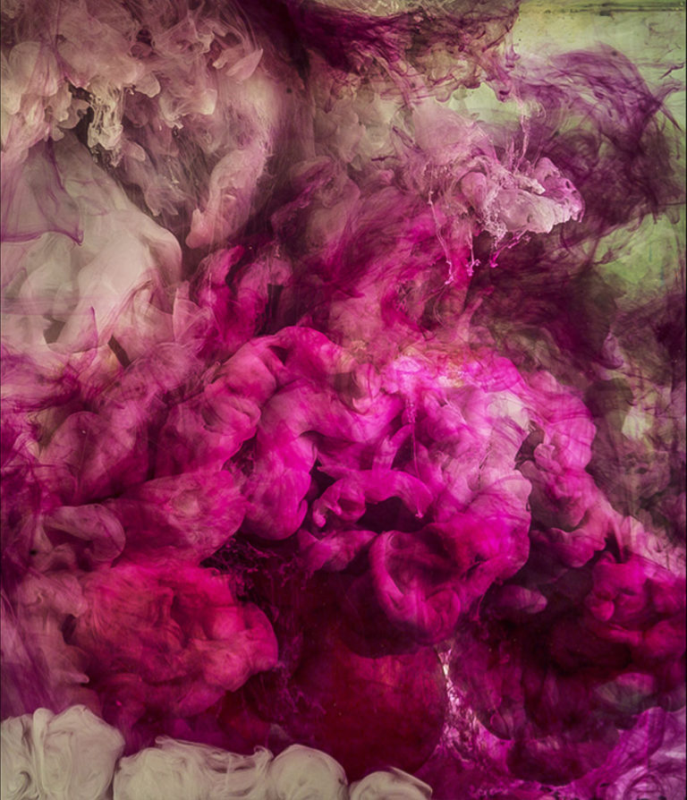 Kim Keever's Mesmerising Art Made by Squeezing Paint into Water ...
