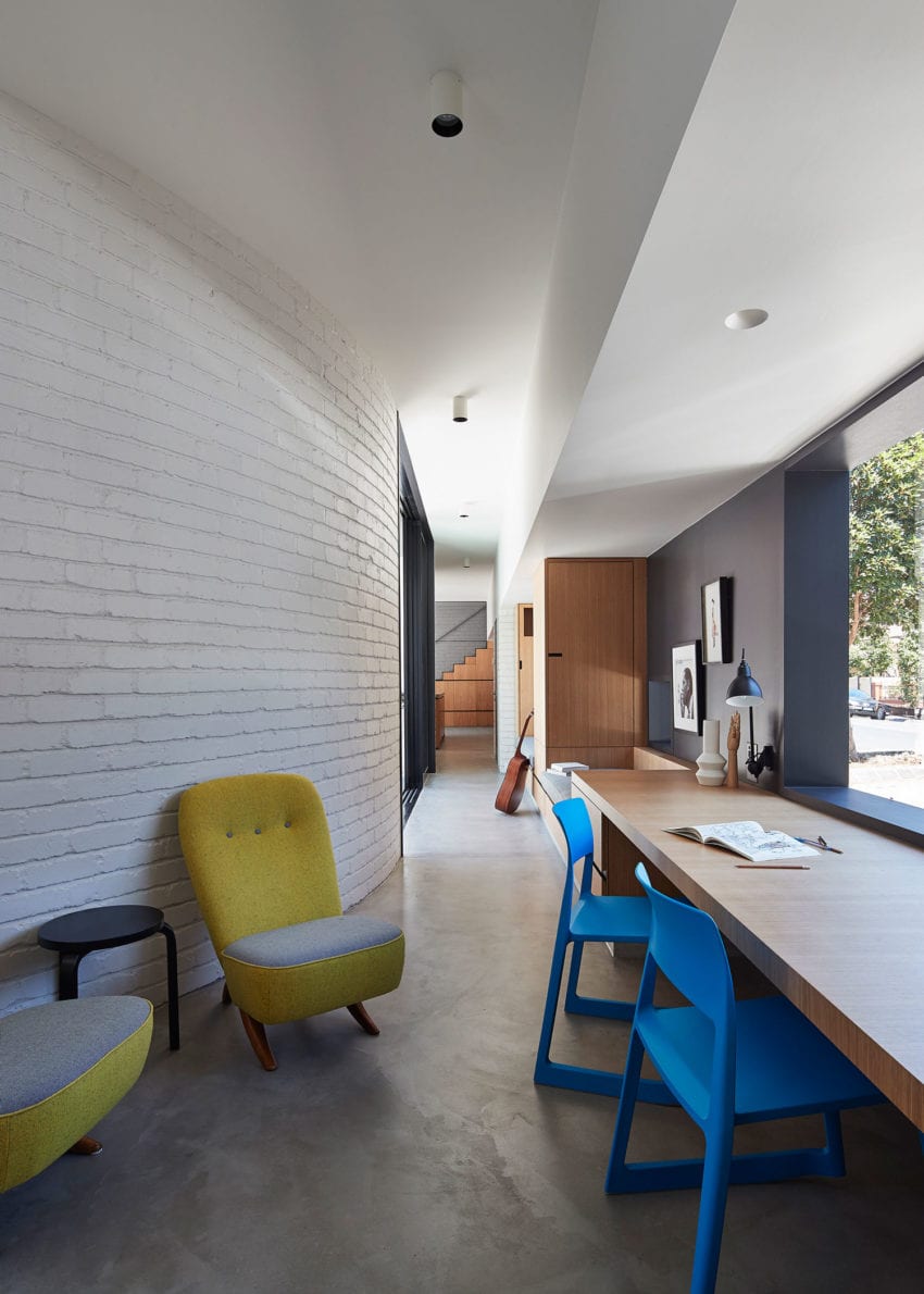 Perimeter House in Abbotsford by MAKE Architecture | Yellowtrace