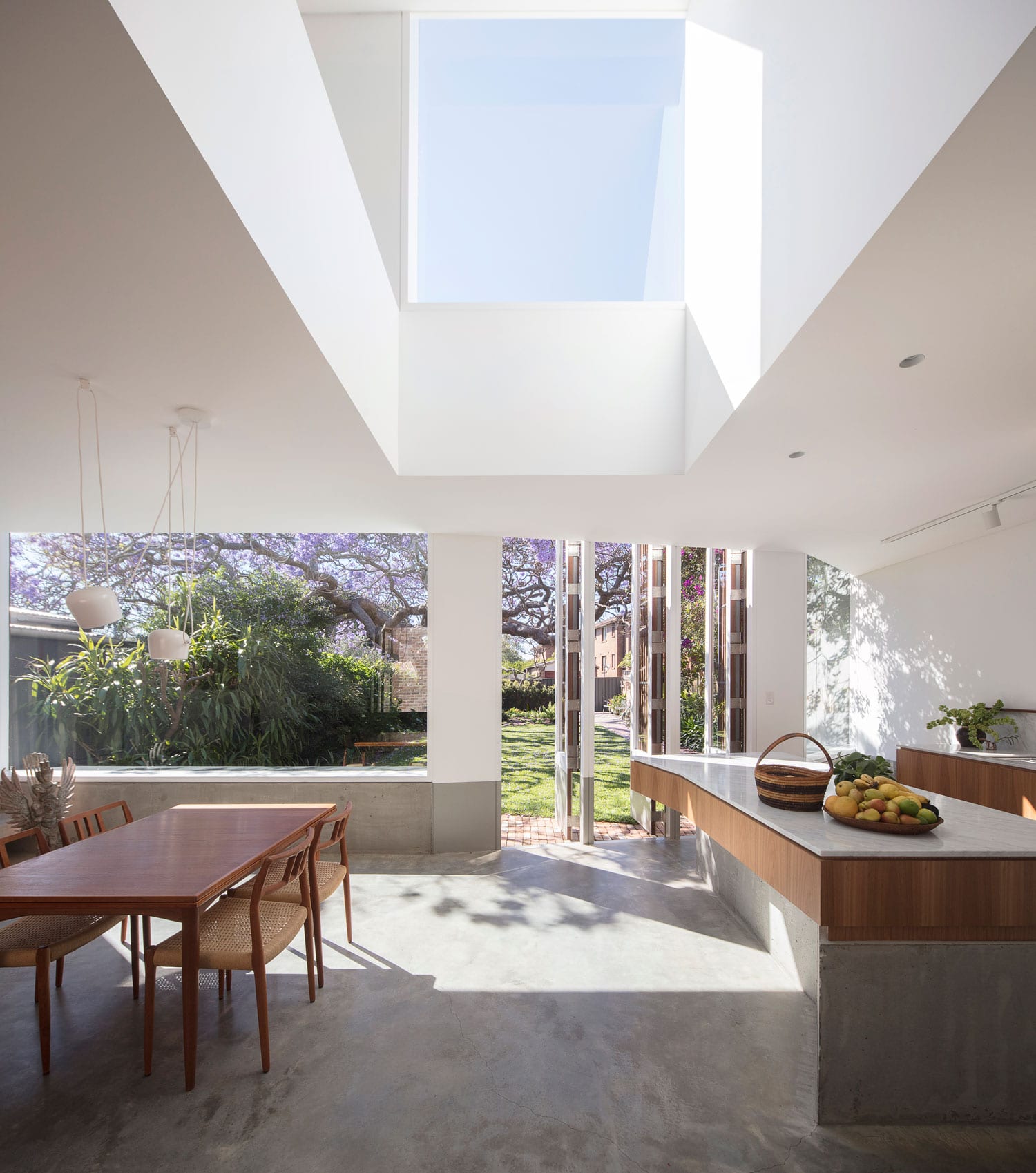 Jac House in Sydney, Australia by panovscott | Yellowtrace