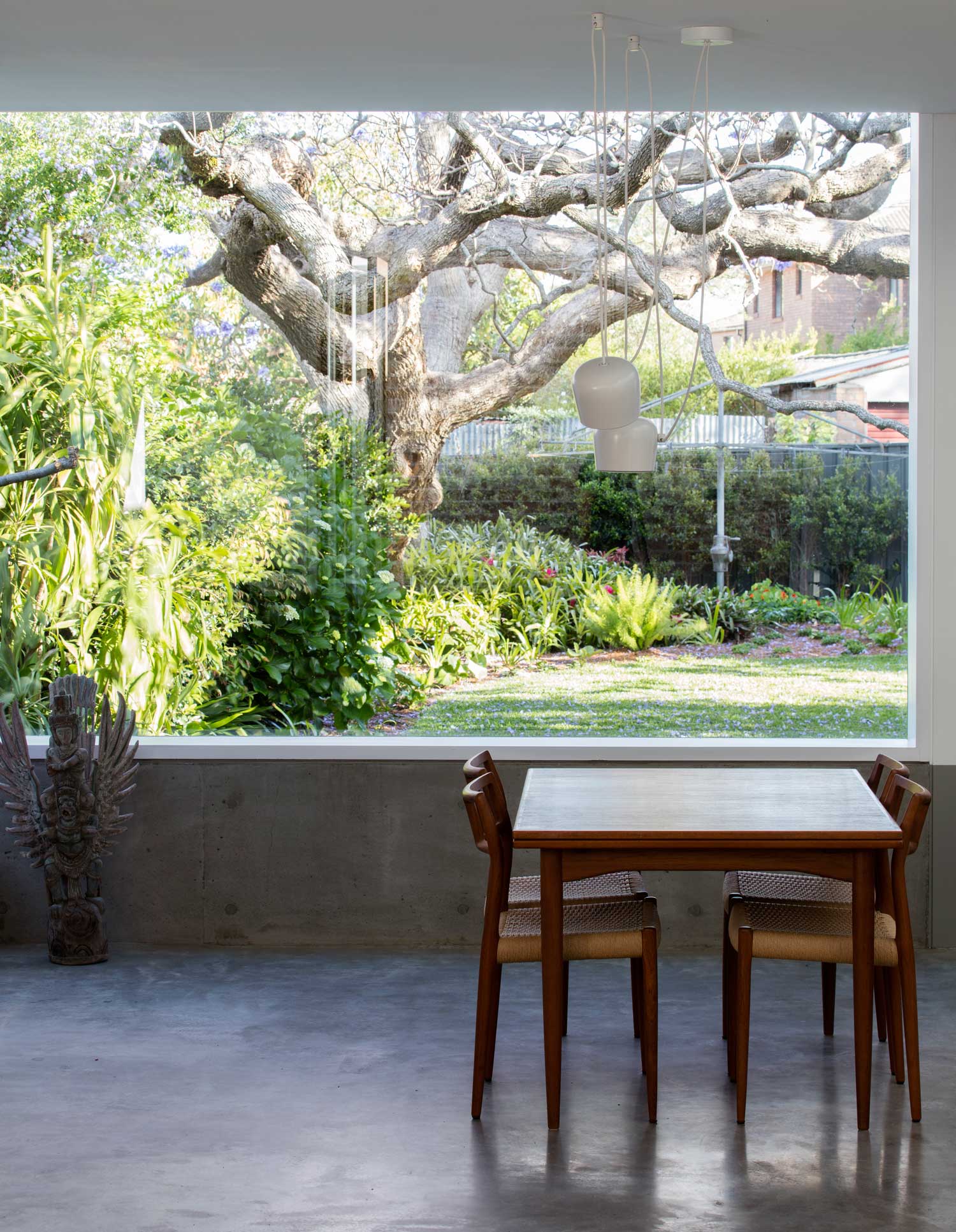 Jac House in Sydney, Australia by panovscott | Yellowtrace