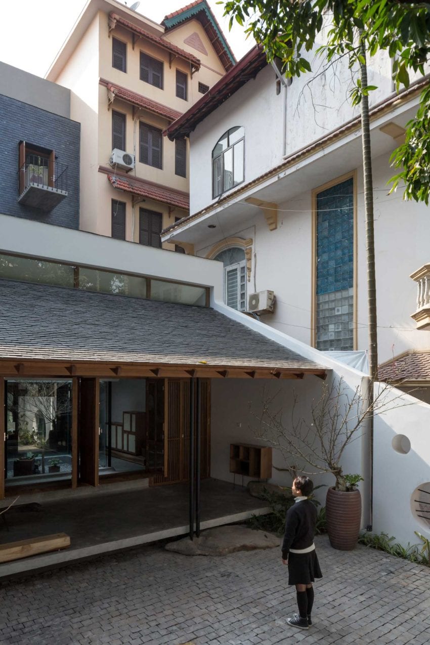 Hopper House in Quang An, Hanio by AHL architects | Yellowtrace