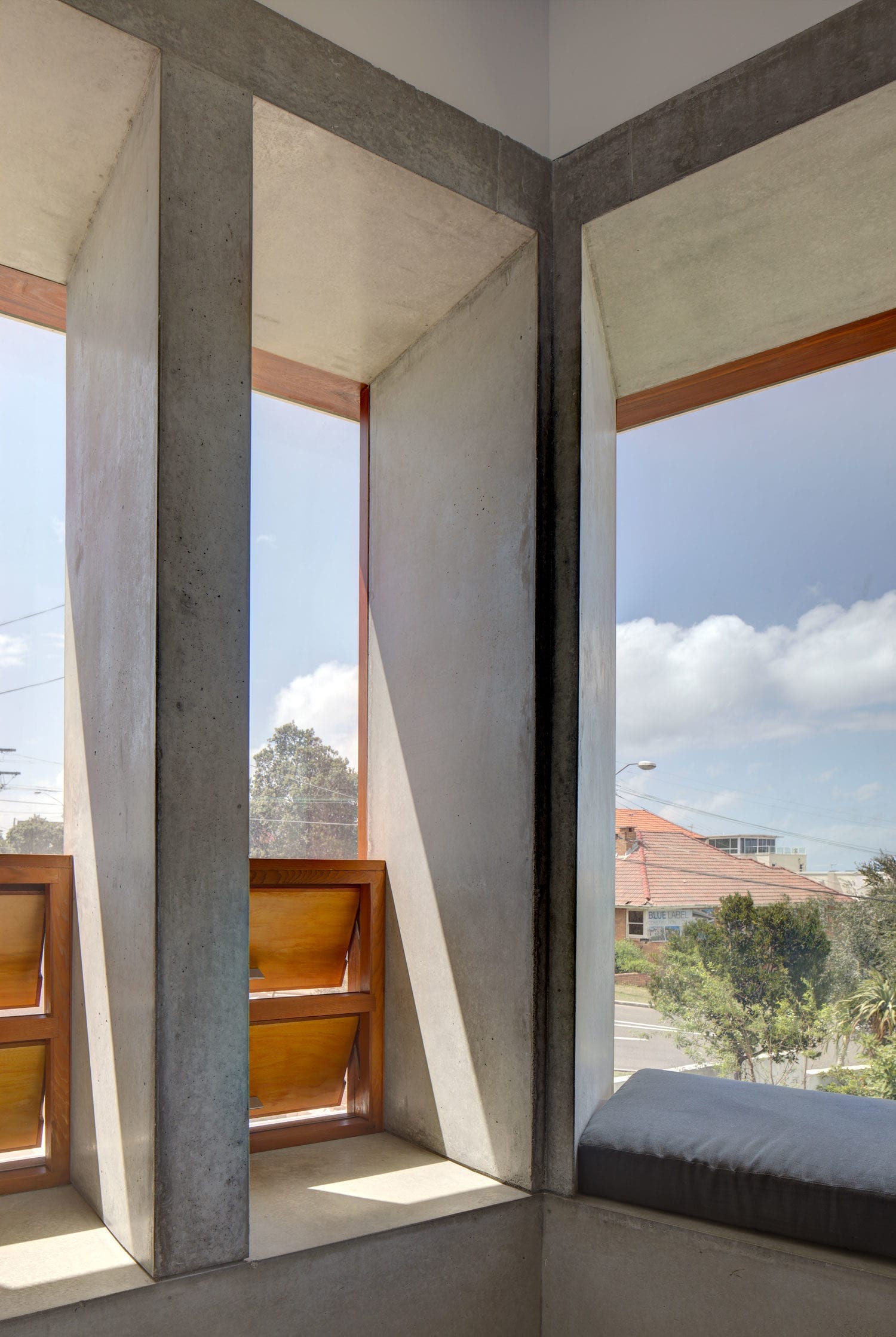 Thoma House in Sydney by Candalepas Associates | Yellowtrace