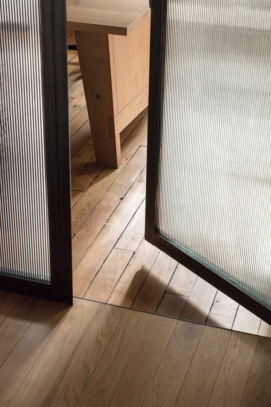 OBO Office in Paris, France by Ciguë | Yellowtrace