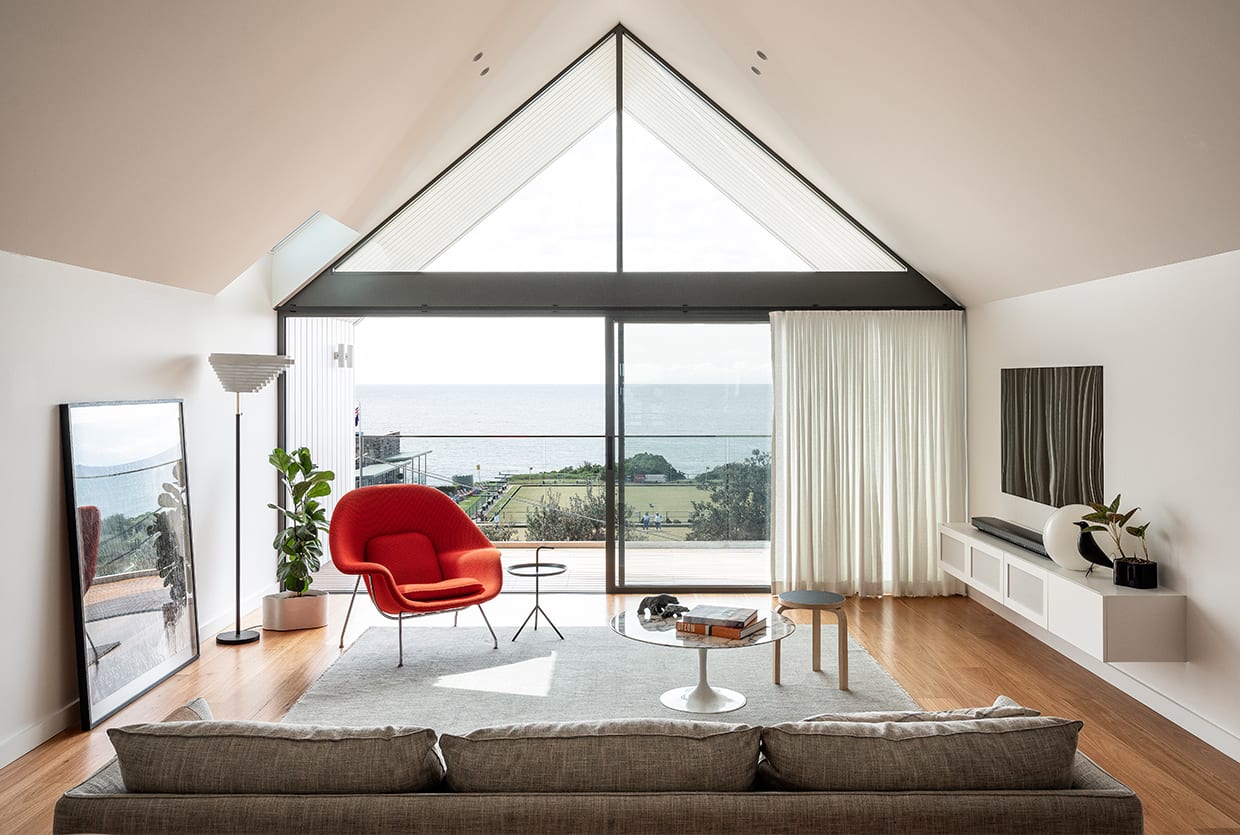 Moss Manor in Moss Vale by Luke Moloney Architects | Yellowtrace