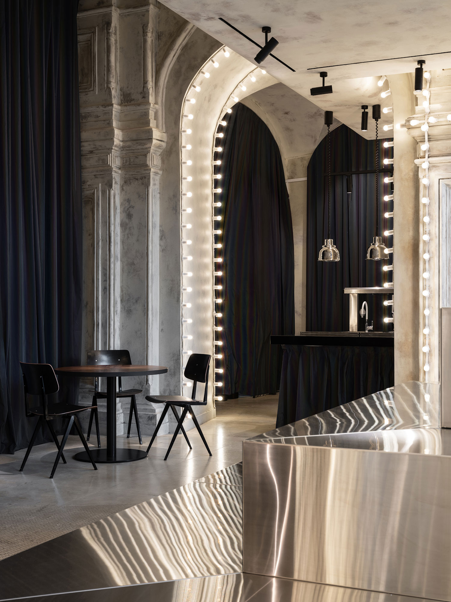 Bosco Mishka Bar in Moscow by Sundukovy Sisters | Yellowtrace