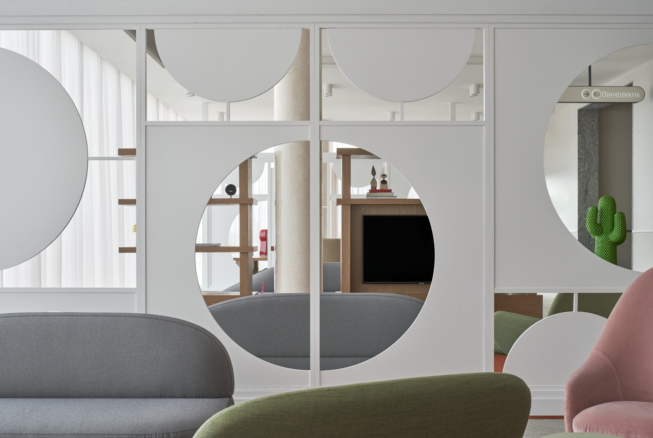 Holiday Inn in Melbourne's West by Studio Tate. | Yellowtrace