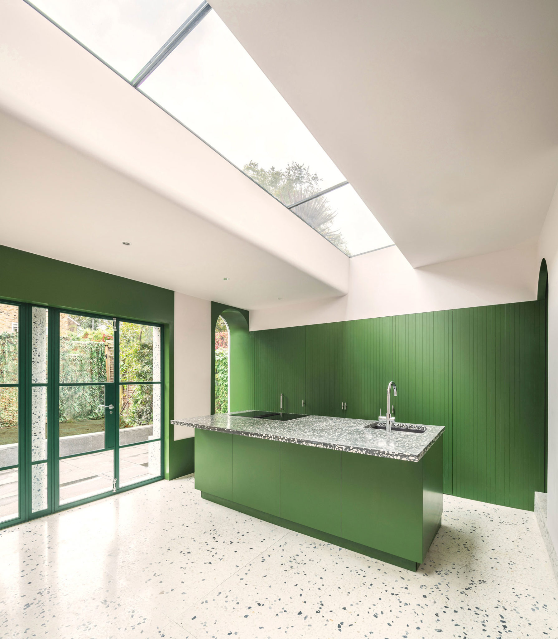 White Rabbit House in London by Gundry & Ducker | Yellowtrace