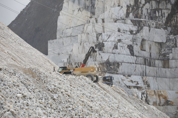 Fabio Viale's Marble Sculpture Installation at Galleria Poggiali ...