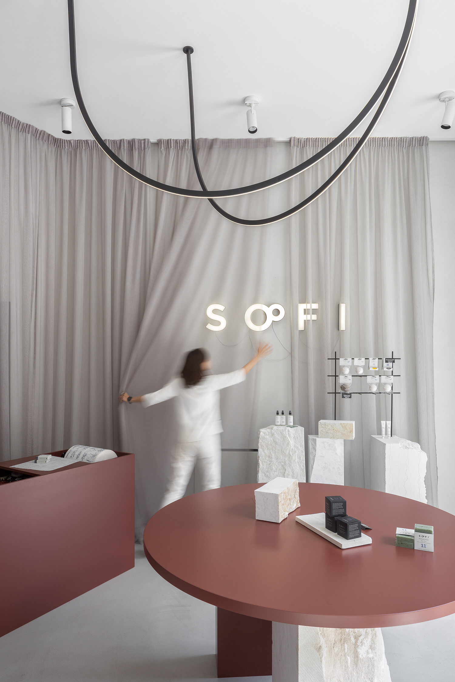 Sofi Cosmetics Store in Belgrade by Studio AUTORI | Yellowtrace