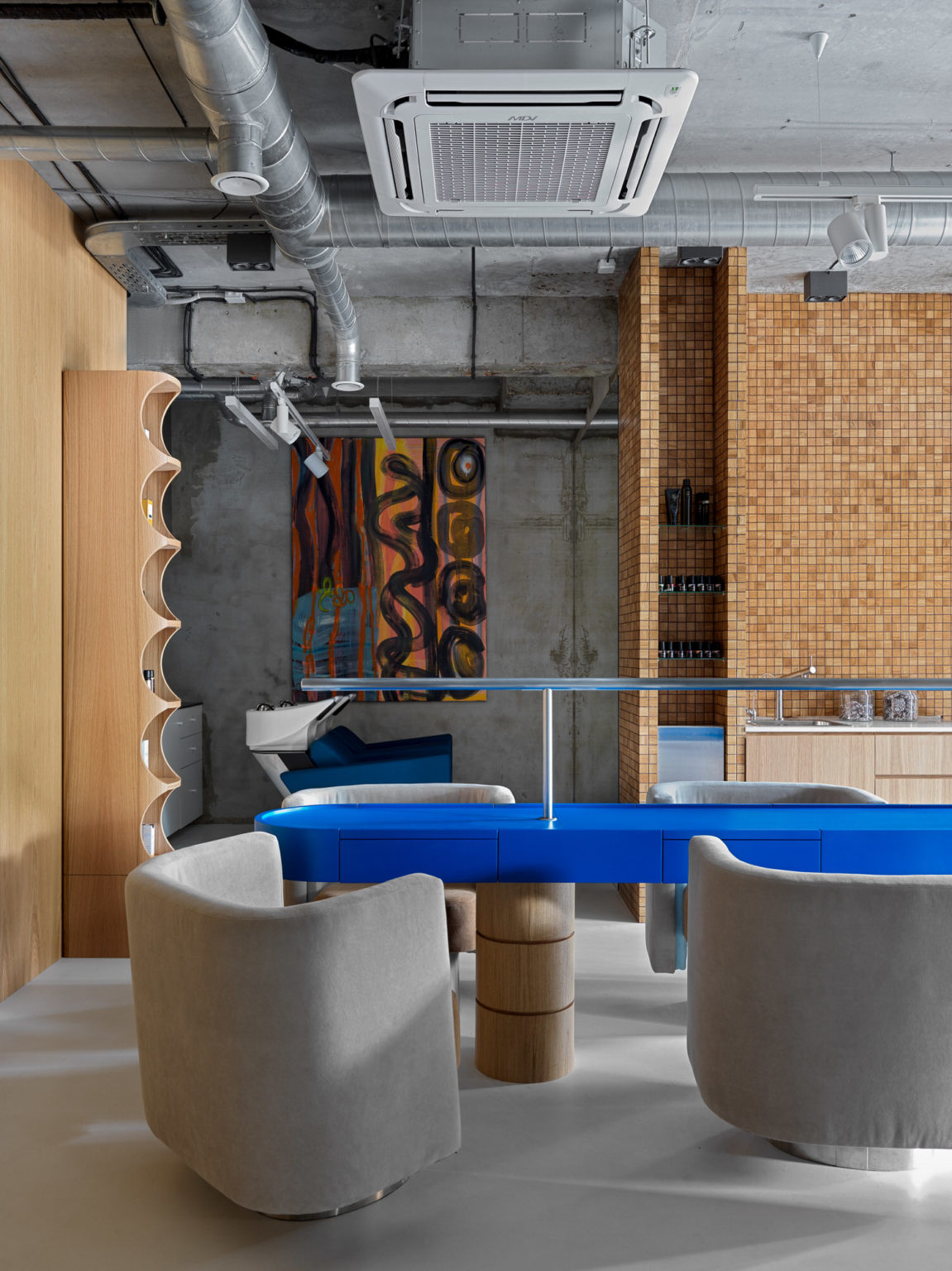 Izin Dom Beauty Salon Kazan by Artists Collaboration Studio | Yellowtrace