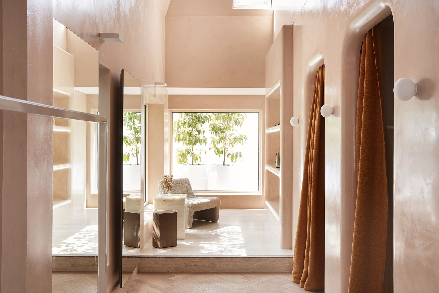 Camilla and Marc Armadale by Akin Atelier | Yellowtrace