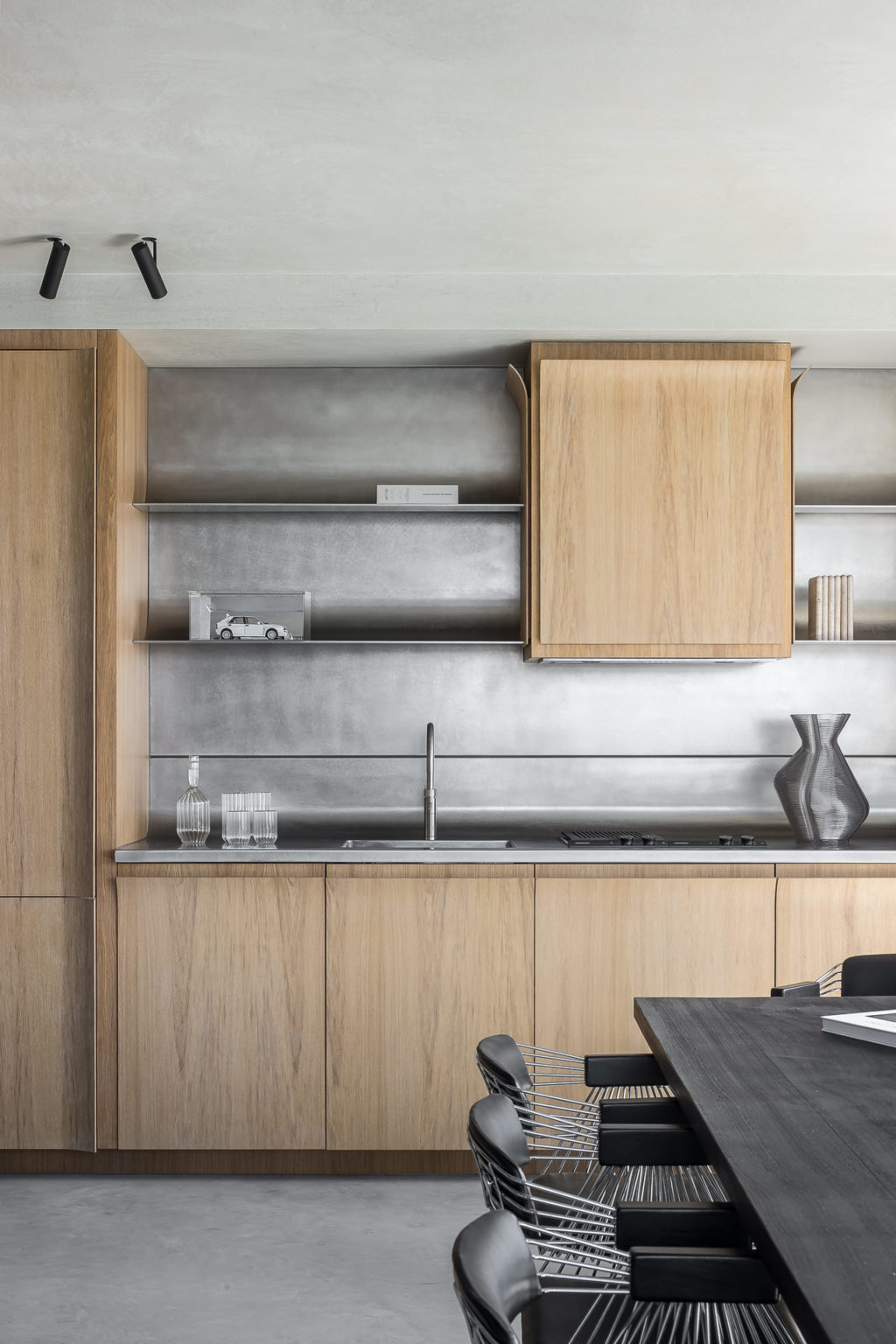 Spatial Hybrid: The Collector by Framework Studio | Yellowtrace