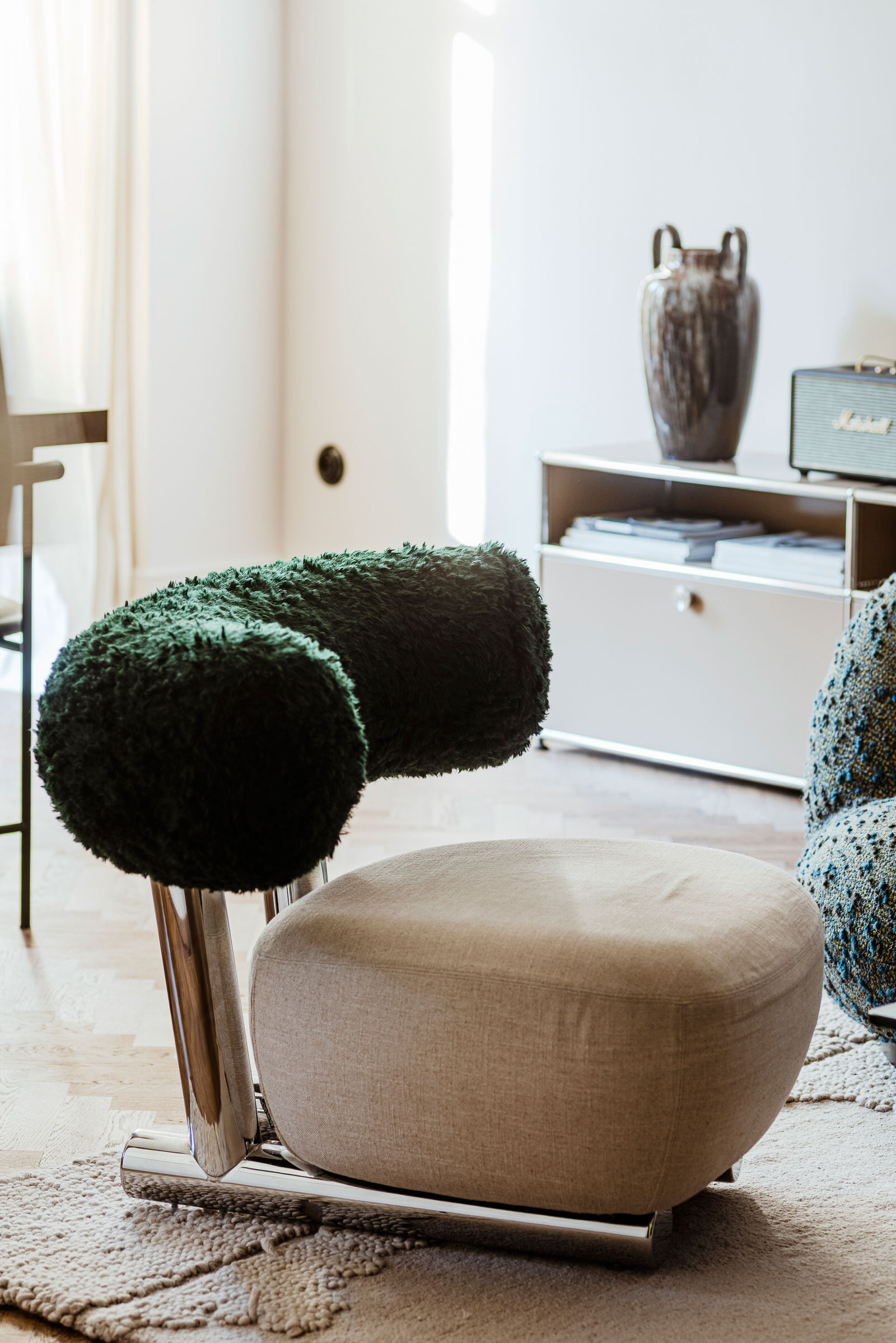 Modernist-Meets-Modern in Warsaw by Paradowski Studio | Yellowtrace