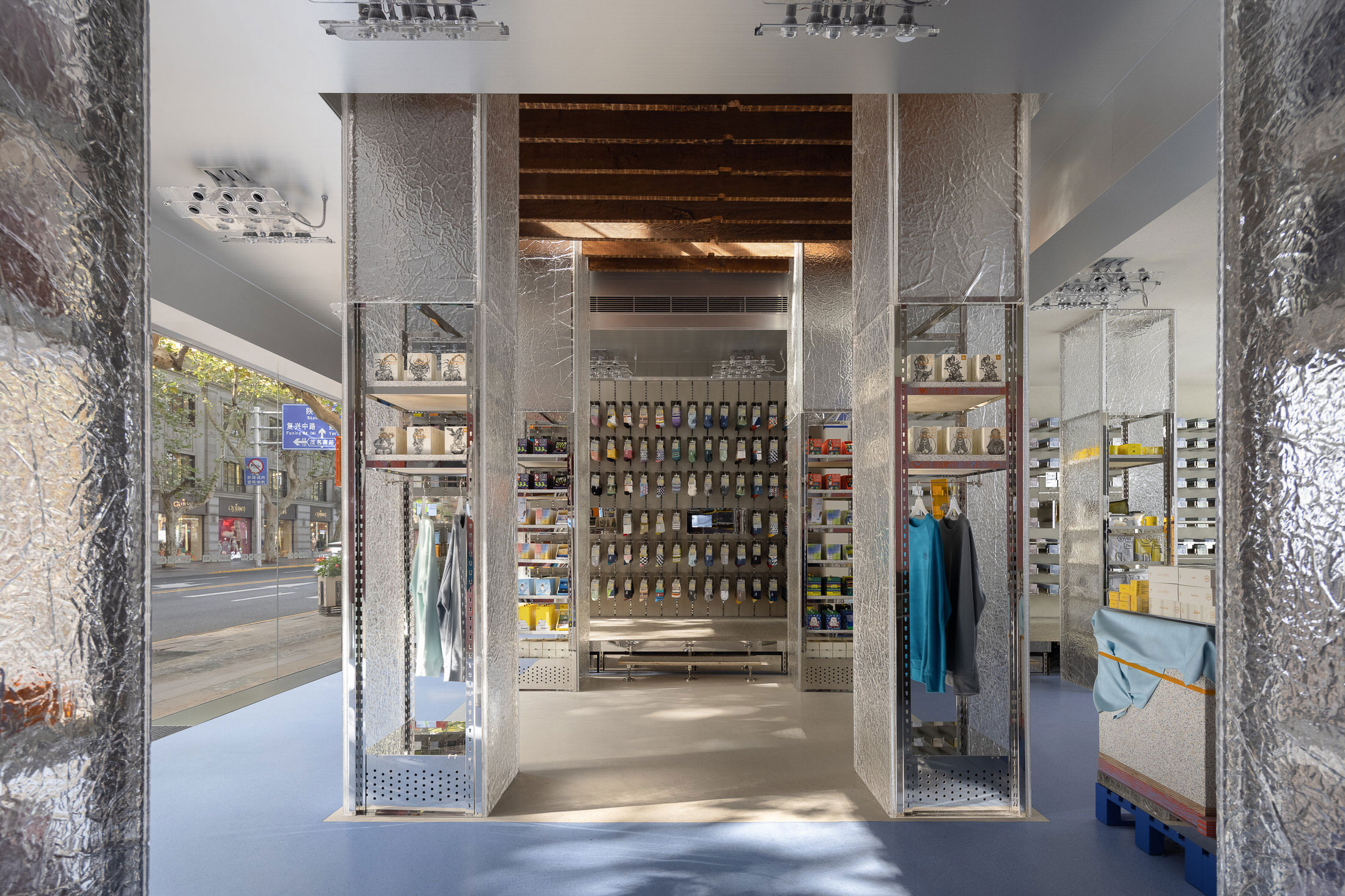 Bananain Concept Store in Shanghai by Some Thoughts | Yellowtrace