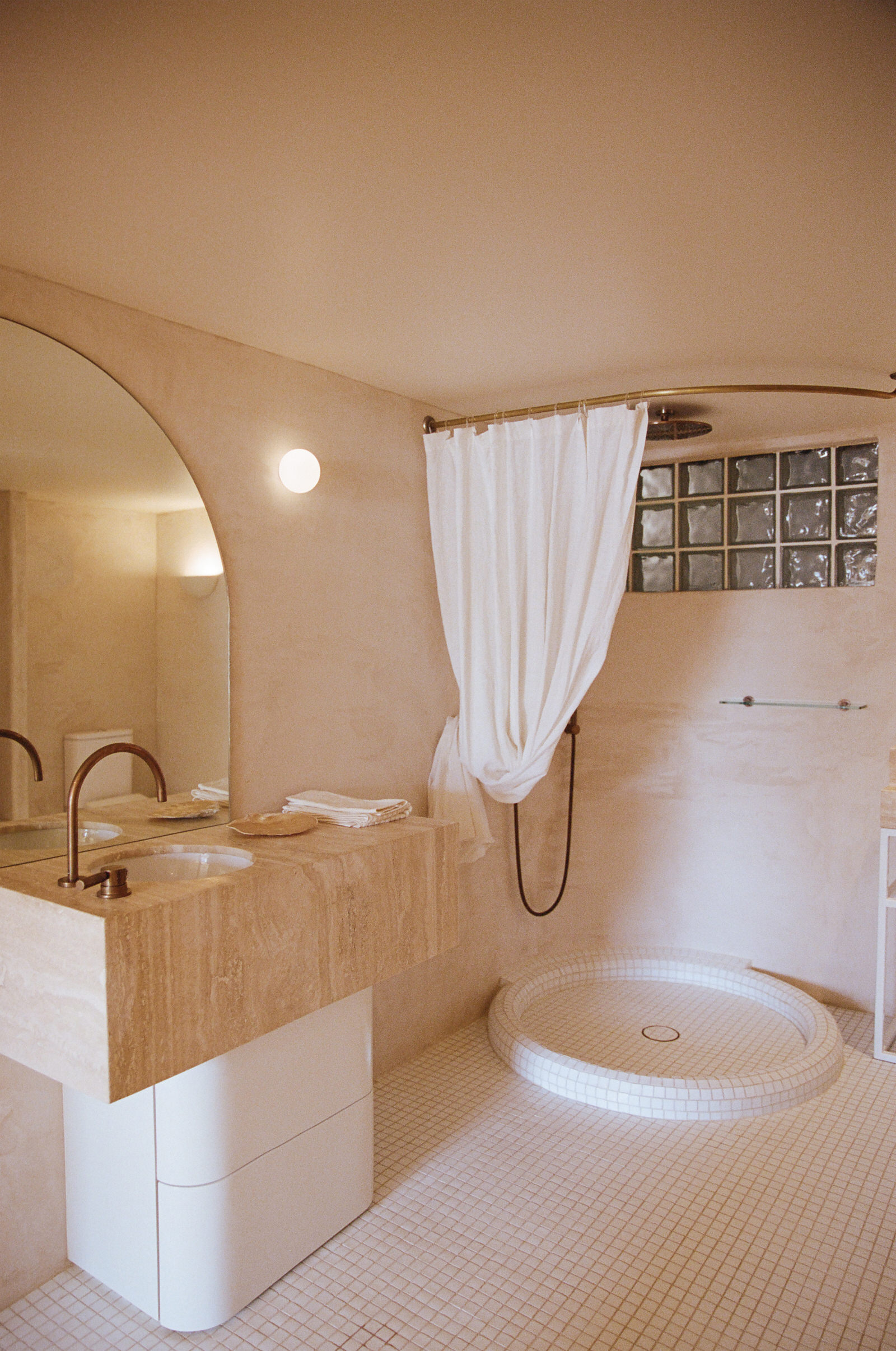 Club Tropical Port Douglas by The Stella Collective | Yellowtrace