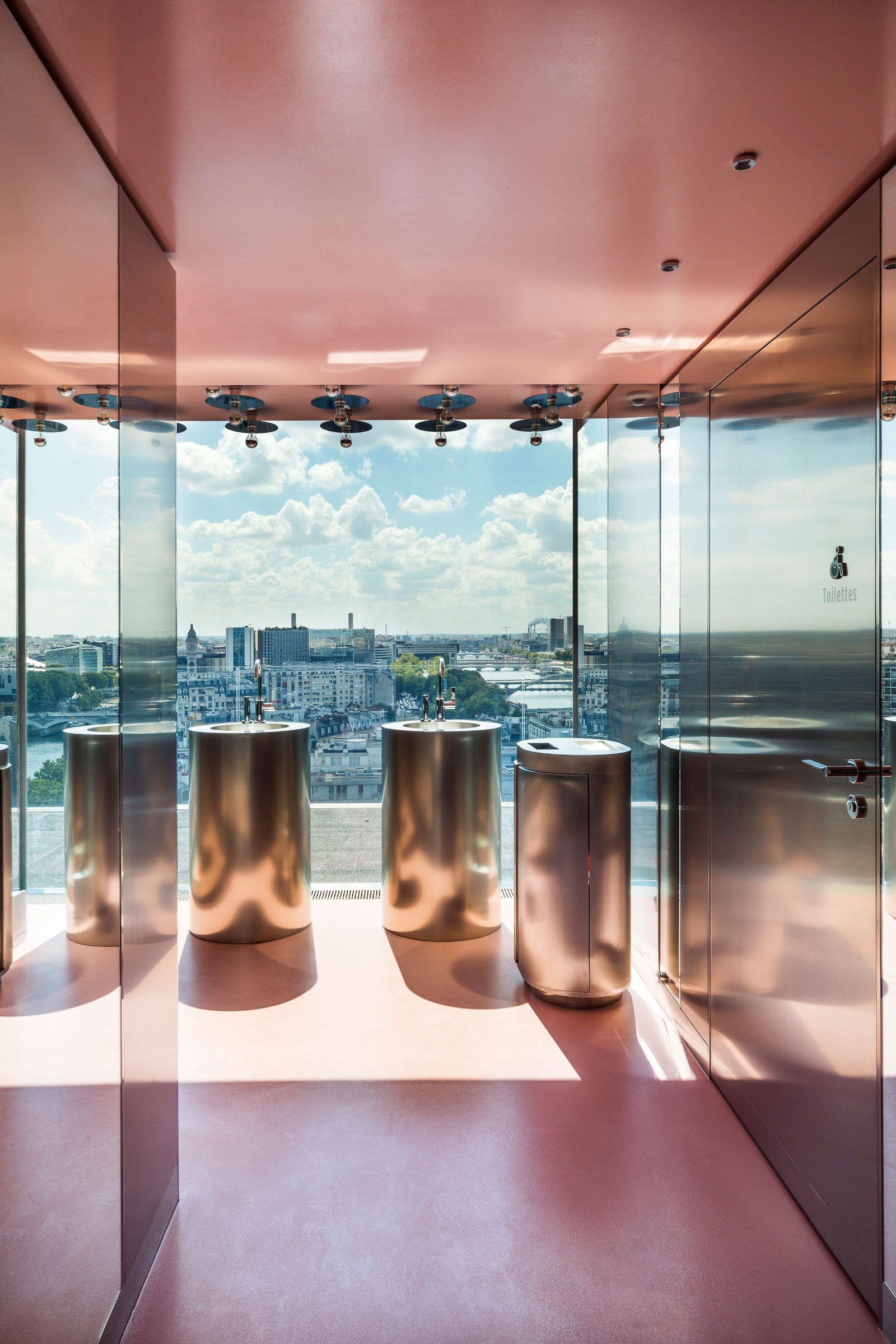 Bonnie Bar & Restaurant in Paris by Jordane Arrivetz | Yellowtrace