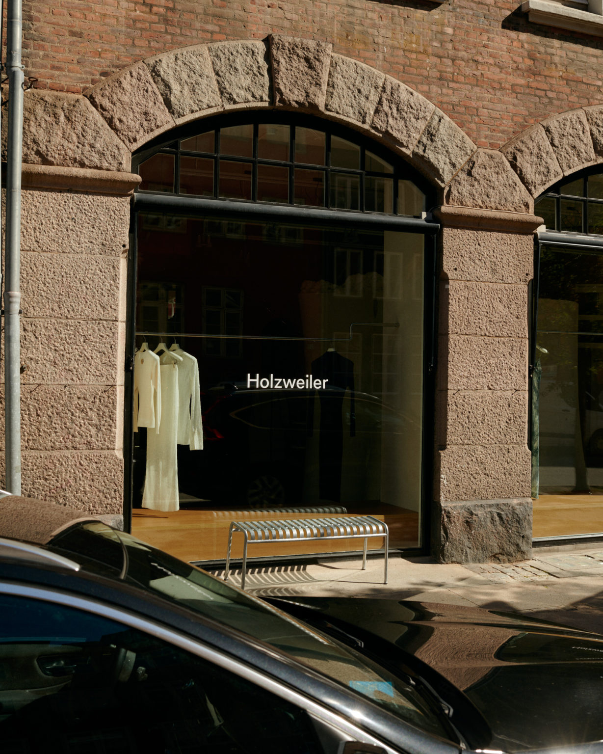 Holzweiler Copenhagen Flagship by Snøhetta | Yellowtrace