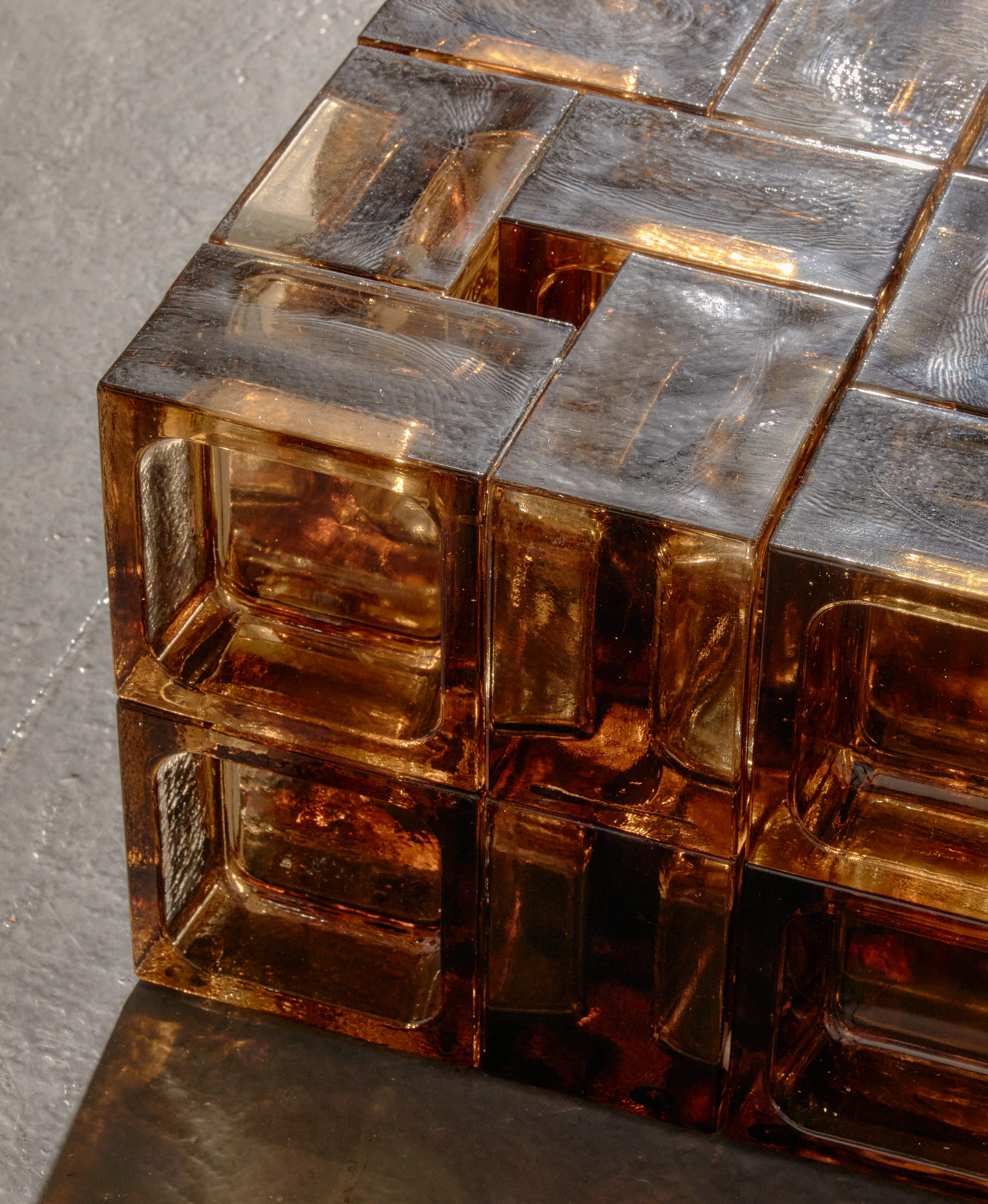 Versa by Tom Fereday & Charlie White | Yellowtrace