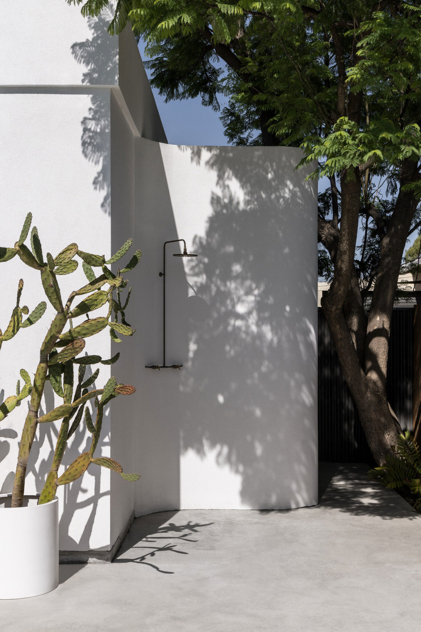 Richmond House by Studio Gram | Yellowtrace