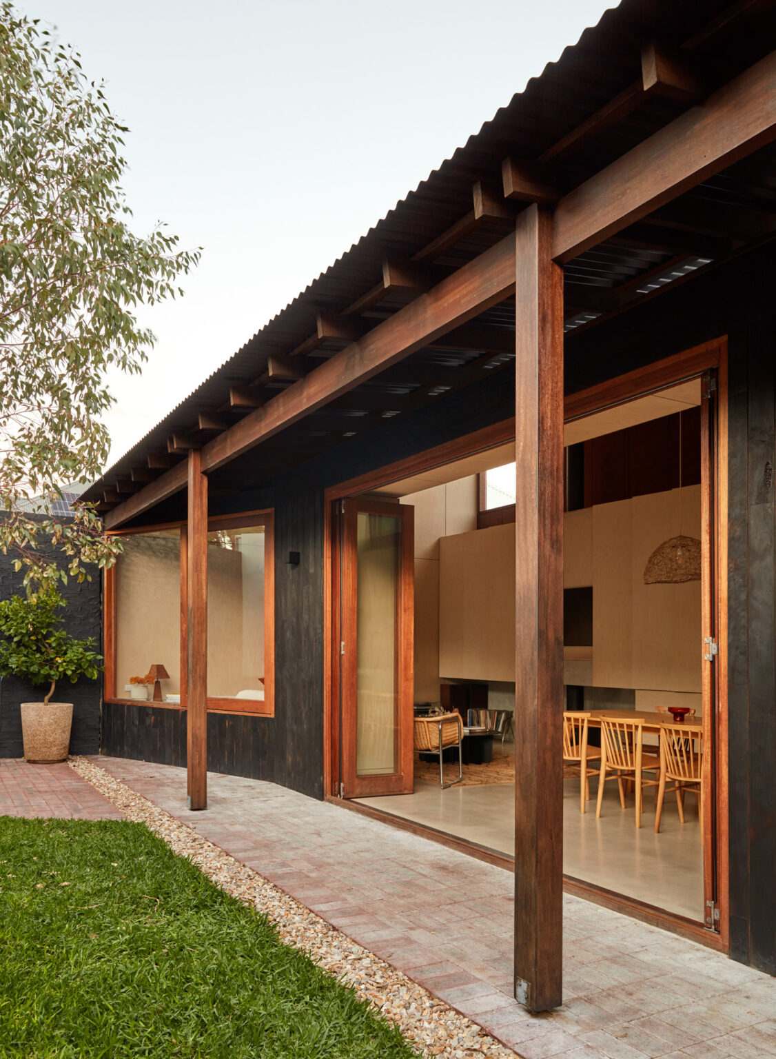 Shadow House by Grotto Studio | Yellowtrace