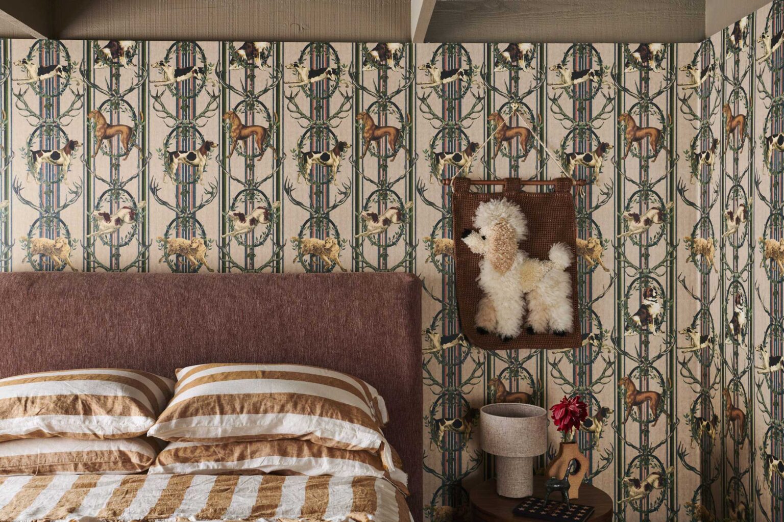 Foam House in Torquay by Amelda Wilde | Yellowtrace