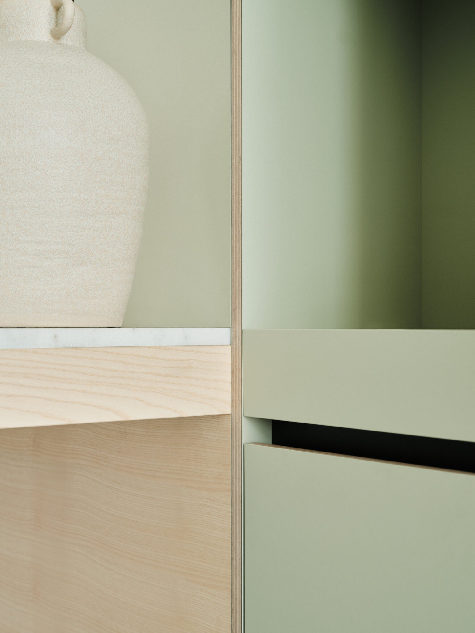 Denizen House in Berlin by Modiste Studio | Yellowtrace