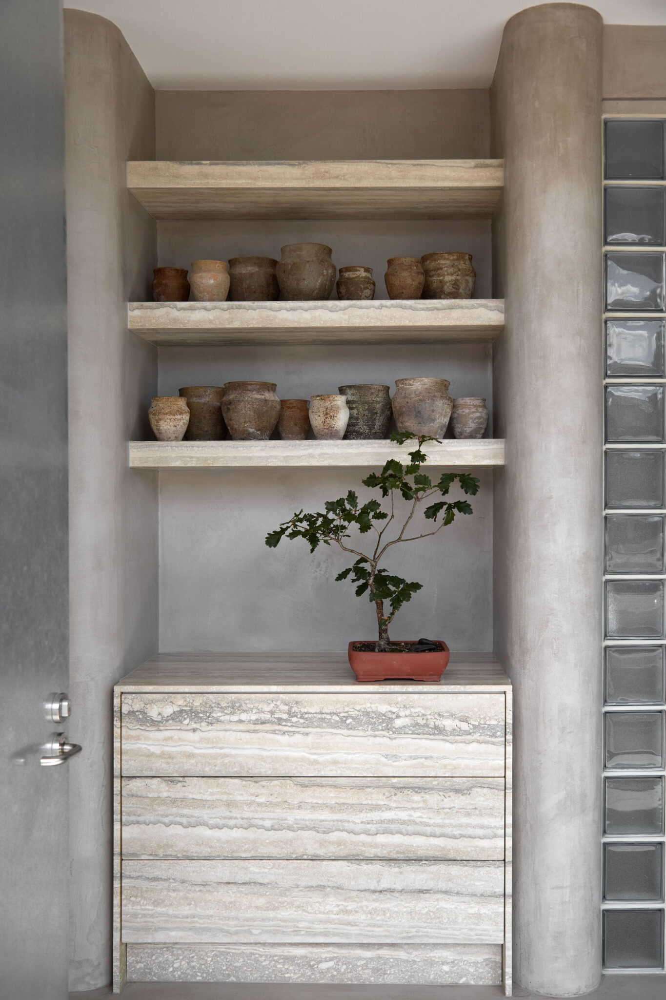 Zenn Design’s Tonal Melbourne Showroom | Yellowtrace