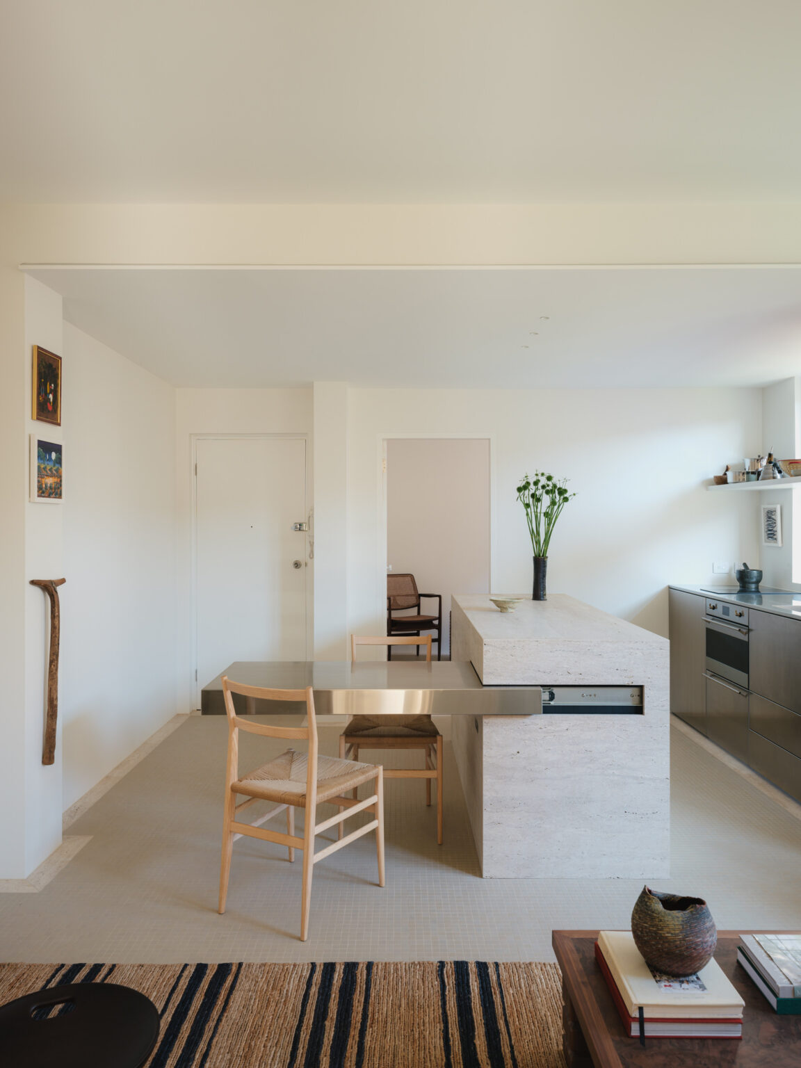 Small-Space Living in Bondi by Brad Swartz Architects | Yellowtrace