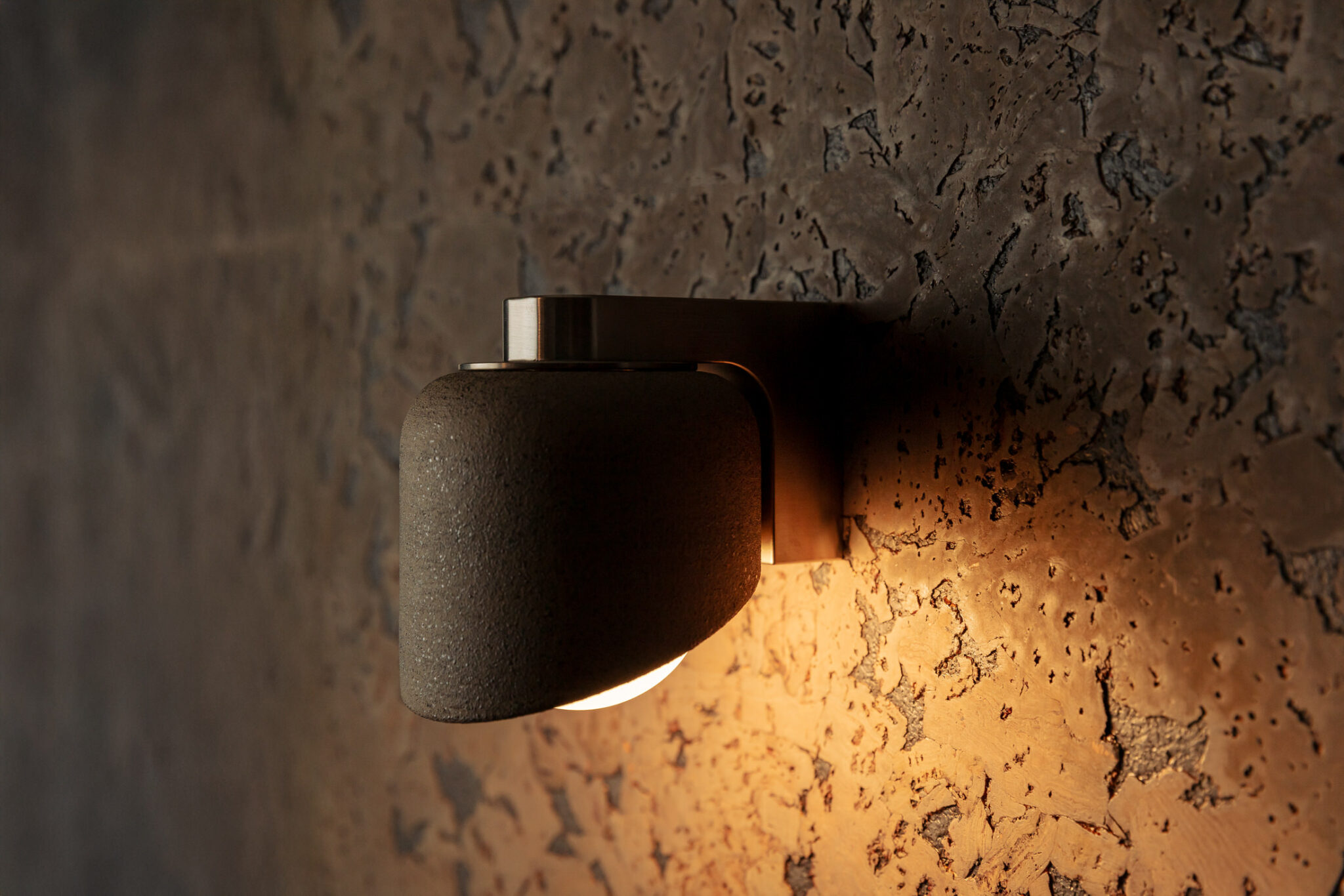 Marz Designs' Wall Light Balances Craft & Precision | Yellowtrace